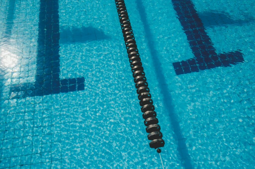 How to Clean Algae From Pool Water Line Tips - Aloha Desert Pools